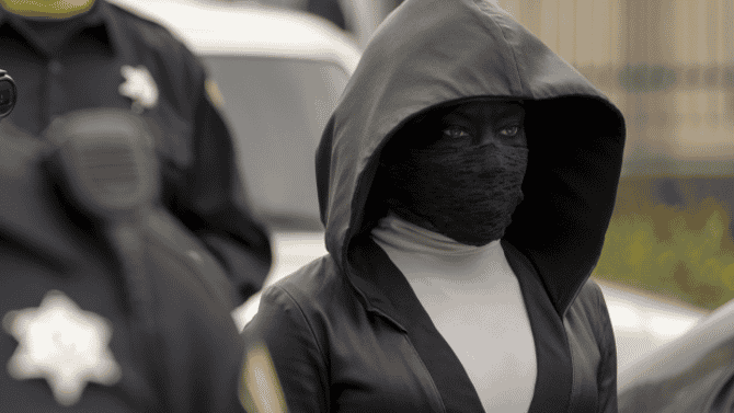 WATCHMEN: Laurie Blake Arrives On The Scene In The New Promo For ...